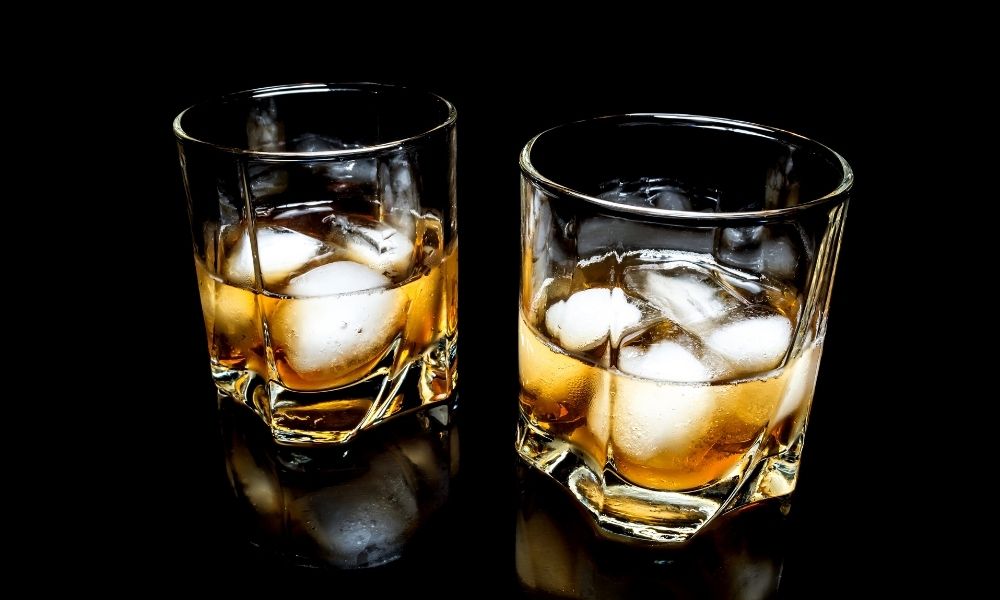 3 Whiskey Flight Ideas for the Whiskey Connoisseur – VS